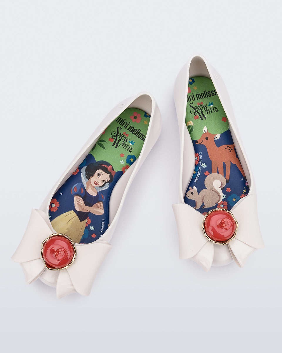 Sweet Love Snow White Flat in White for Kids & Mini Melissa Shoes US