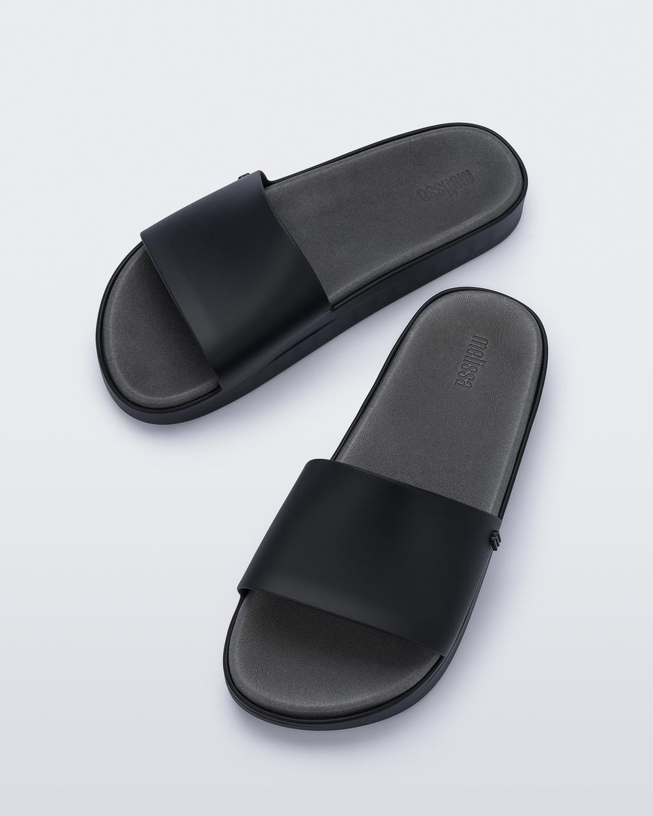Beach Slide in Black Matte – Melissa Shoes